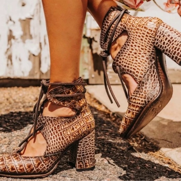 Freebird by Steven | Shoes | Freebird By Steven Joyce Lace Up Leather Heel Booties In Tan Croco ...